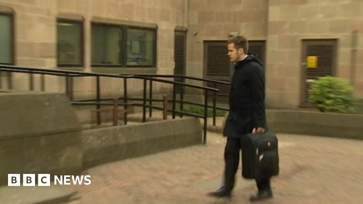 Nurse Paul Tuffin sentenced over indecent images of children - BBC News