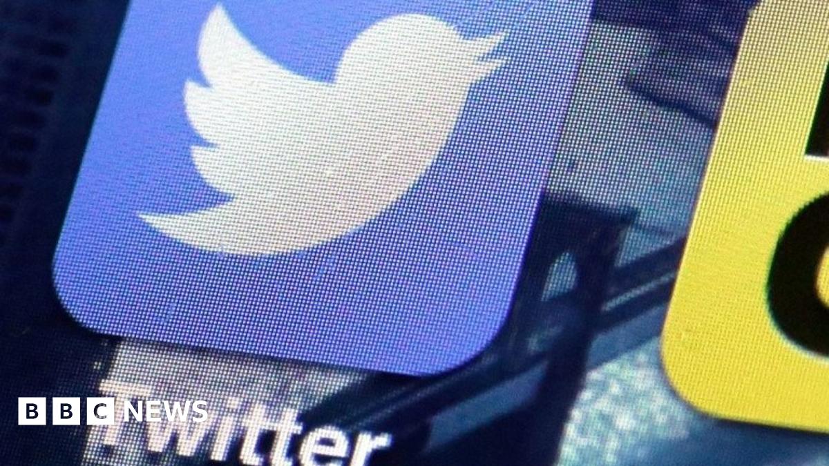 Man rebailed over online abuse of food blogger Jack Monroe - BBC News