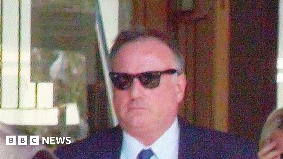 Graeme Finlay denies Thomson Celebration cruise attack - BBC News