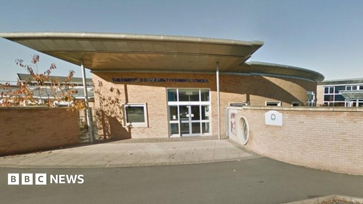 Fairfield Community Primary in Worcester in special measures - BBC News