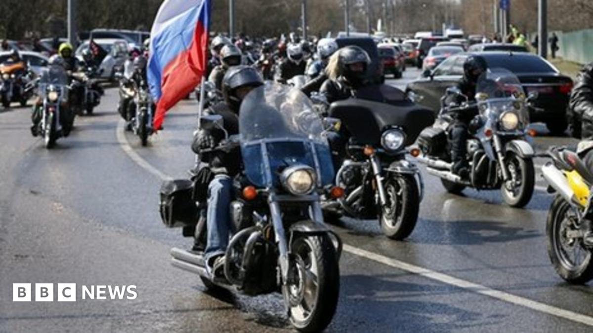 Putin-backed bikers begin controversial ride to Berlin - BBC News
