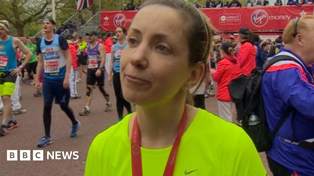 Colin Bloomfield's cancer appeal tops £75,000 target - BBC News
