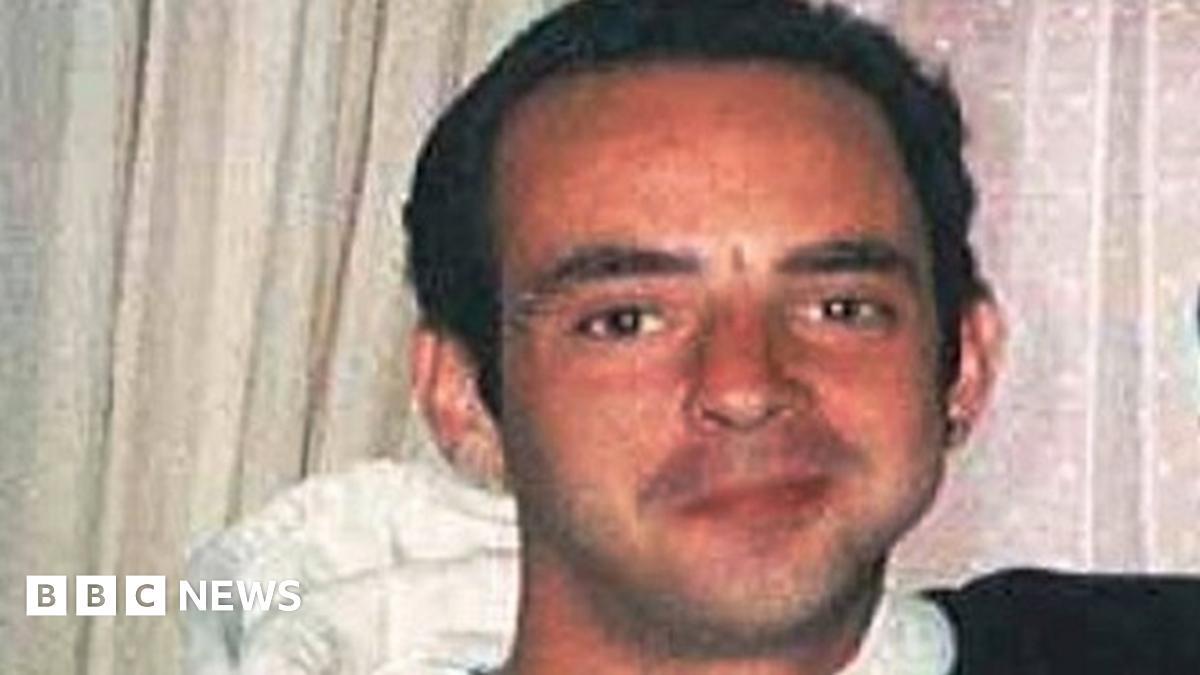 Cardiff prison attack inmate Colin Capp was 'mentally ill' - BBC News