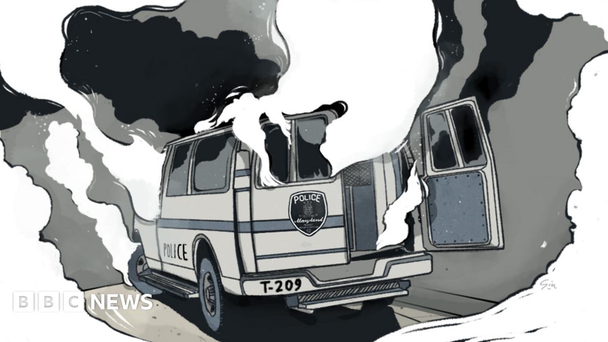 Baltimore: A night of rioting in pictures - BBC News