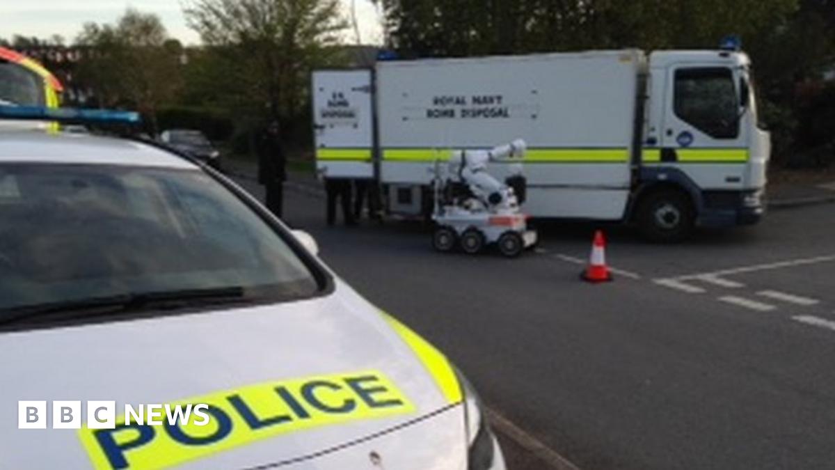 Exeter bomb scare prompts home evacuation - BBC News