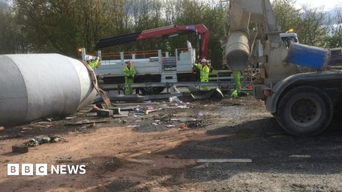 M4 reopens after cement mixer crash - BBC News