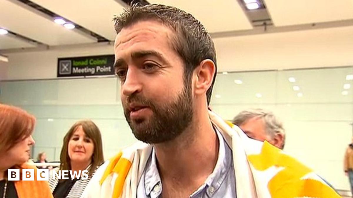 Barry and Patrick Lyttle: Sydney attack brothers return - BBC News