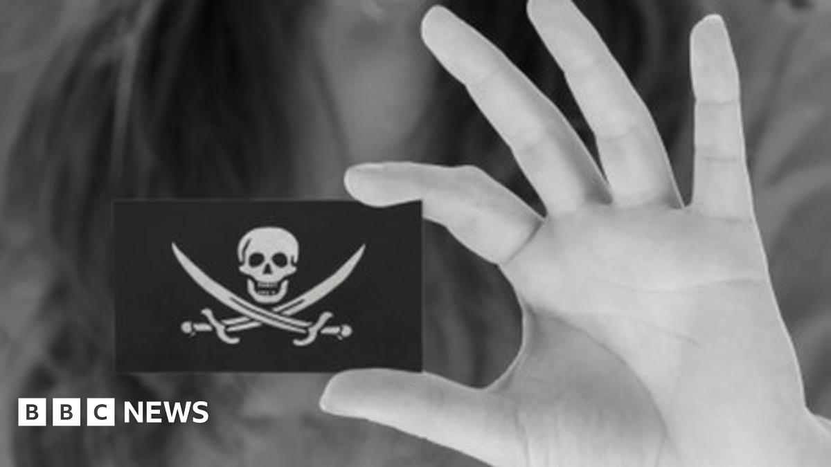 Russia beefs up anti-piracy laws - BBC News