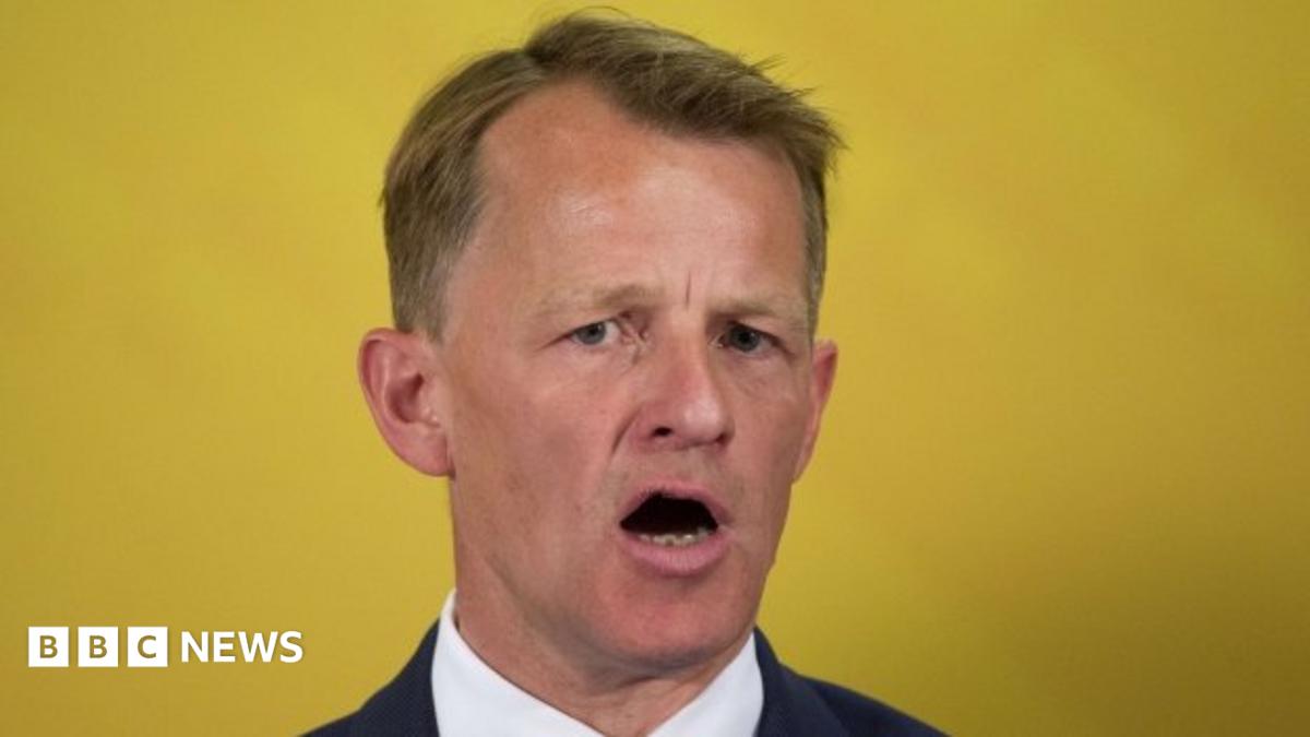 Teachers' pay: Lib Dems' David Laws calls for teacher pay rise - BBC News