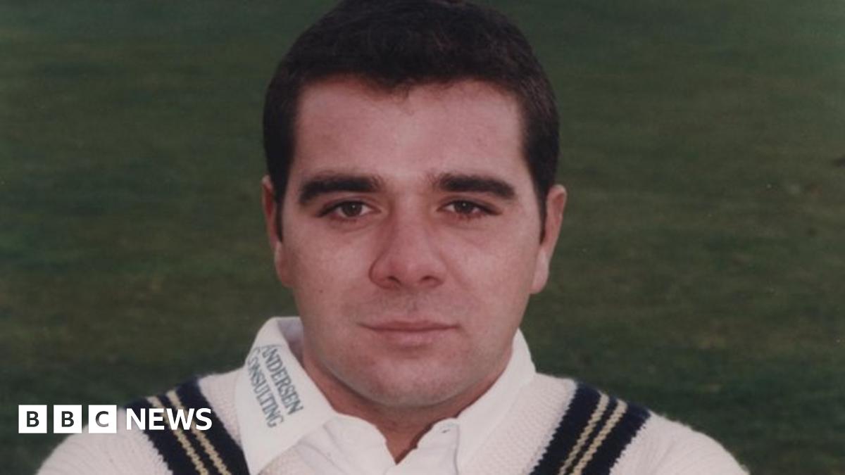 Tributes paid to former Glamorgan cricketer Jamie Bishop - BBC News