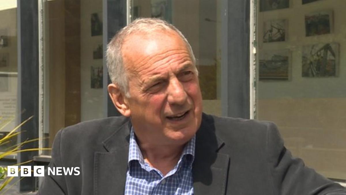 Ex-Labour minister Kim Howells says Labour is in its 'deepest crisis ...