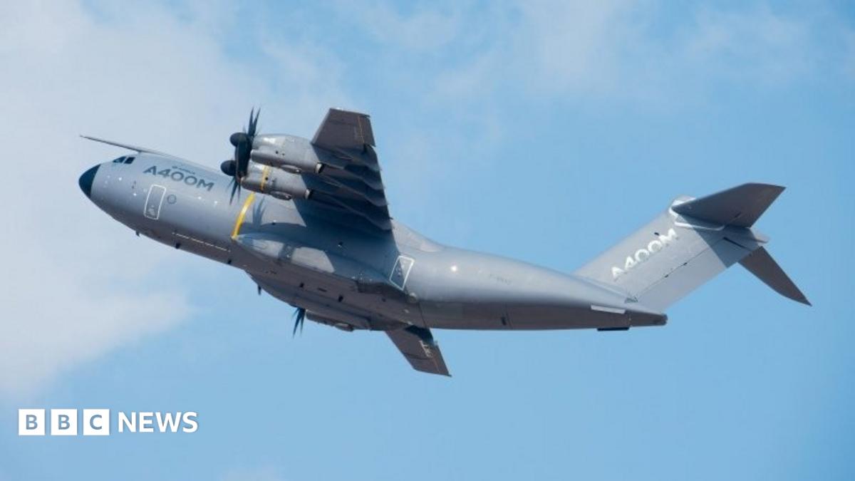 Airbus remains committed to A400M despite crash - BBC News