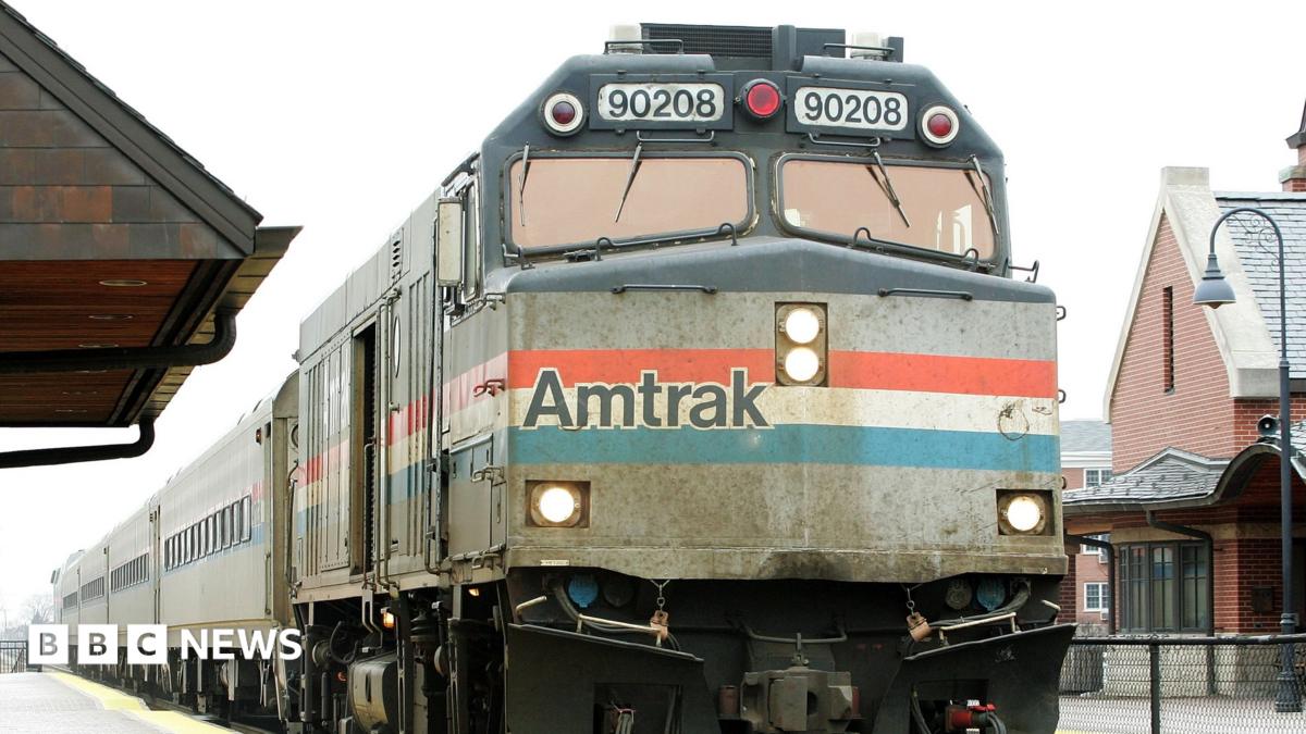 US train risks explained - in three charts - BBC News