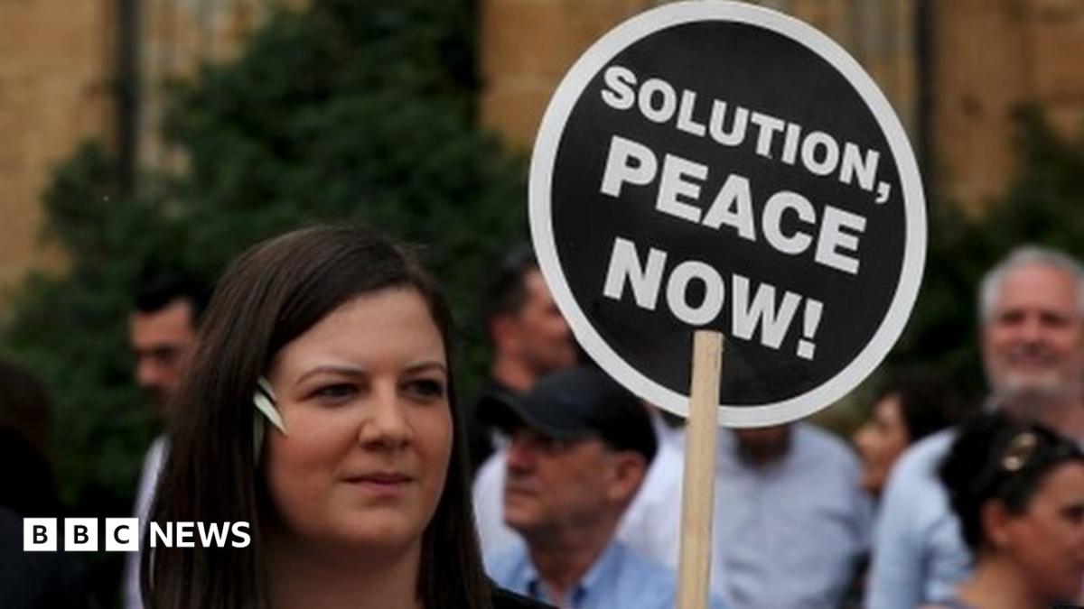 Cyprus peace talks resume amid 'climate of optimism' - UN - BBC News