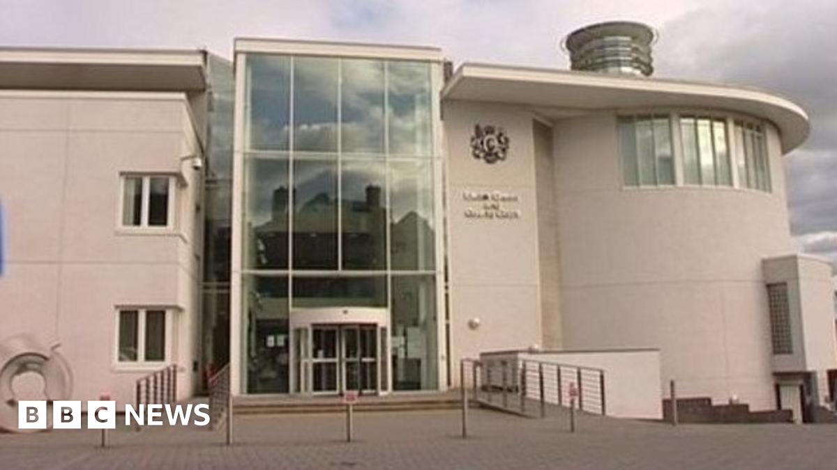 Totnes pensioner jailed for piggy-back abuse on girl - BBC News