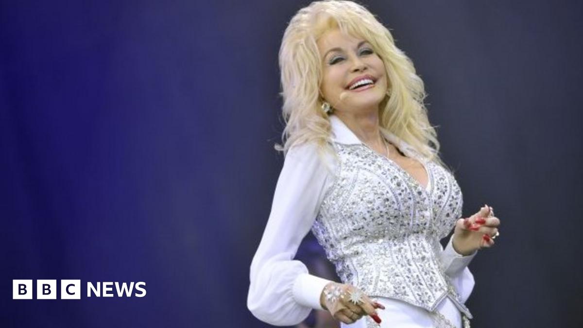 Do people really say 'ay up me duck?' - BBC News