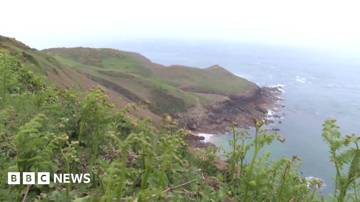 Jersey's Plemont headland beauty spot opens to the public - BBC News