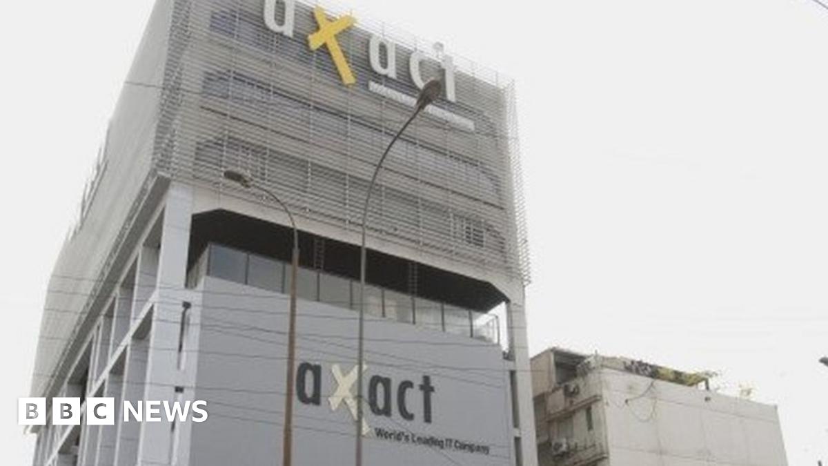 Pakistan Axact scandal: Police raid 'fake degree' firm - BBC News