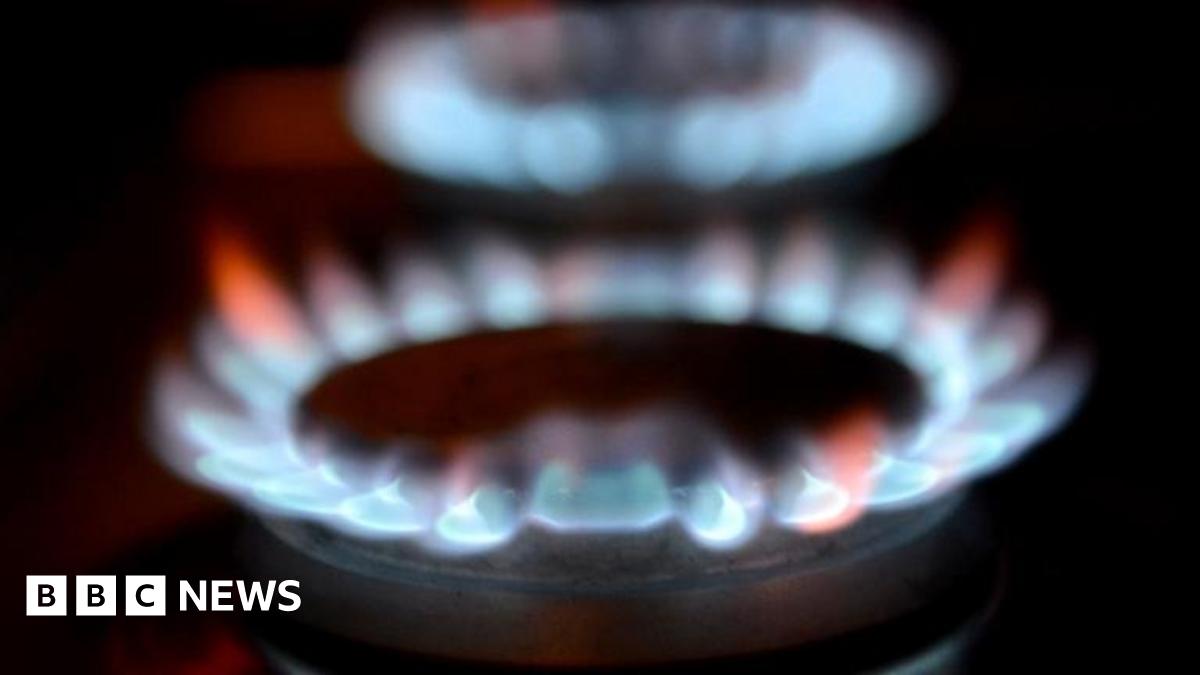 SSE's profits up but customer numbers fall - BBC News