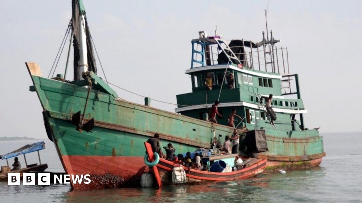 The perilous journey of a migrant boat that made it - BBC News