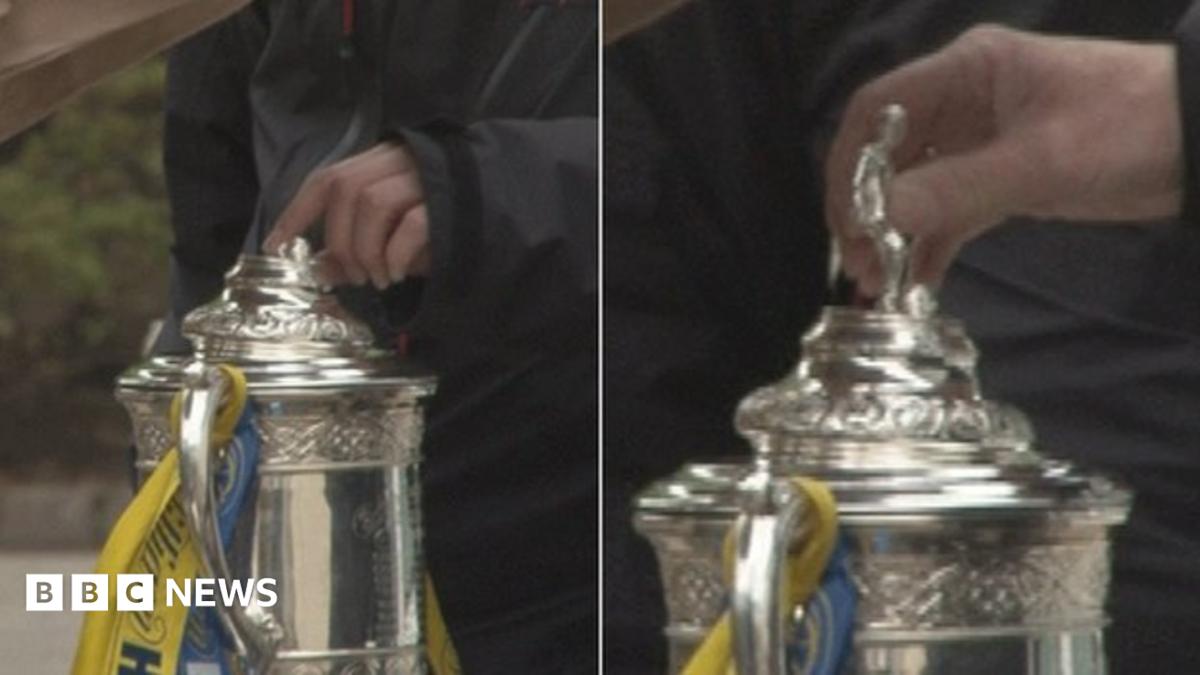 Replica Scottish Cup damaged in Inverness - BBC News