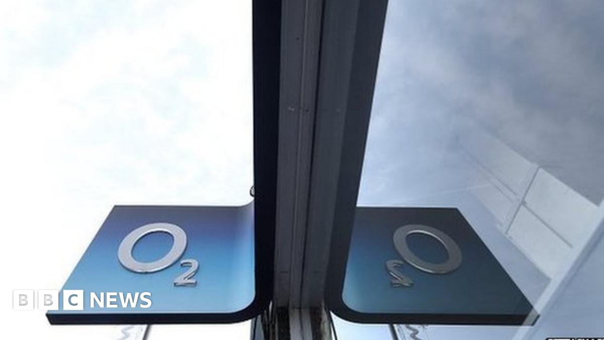 O2 service 'back to normal' after network signal problems - BBC News
