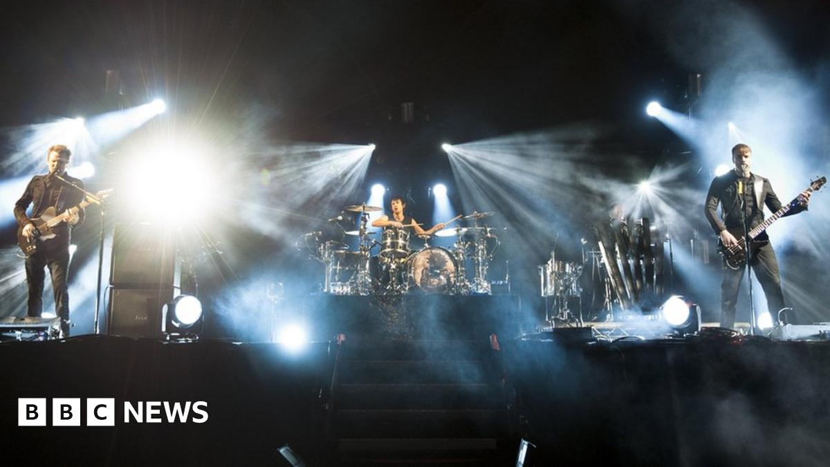 Muse: New album Drones is ‘back to rock’ - BBC News