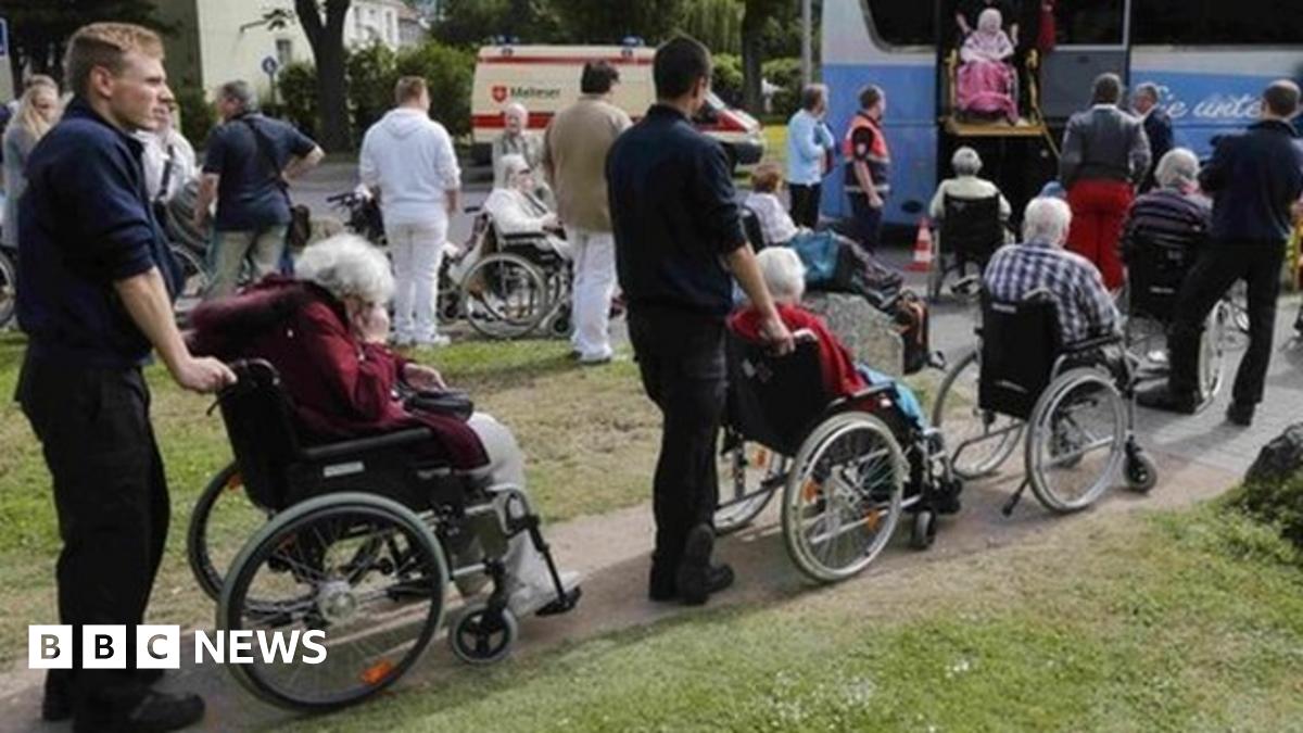 Germany WW2 bomb find prompts Cologne's biggest evacuation - BBC News