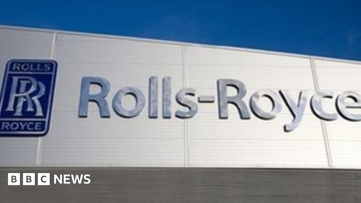 Steam causes evacuation of Rolls-Royce Derby HQ - BBC News