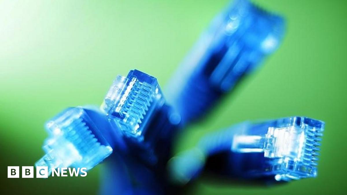 'Moose' malicious worm targets home routers - BBC News