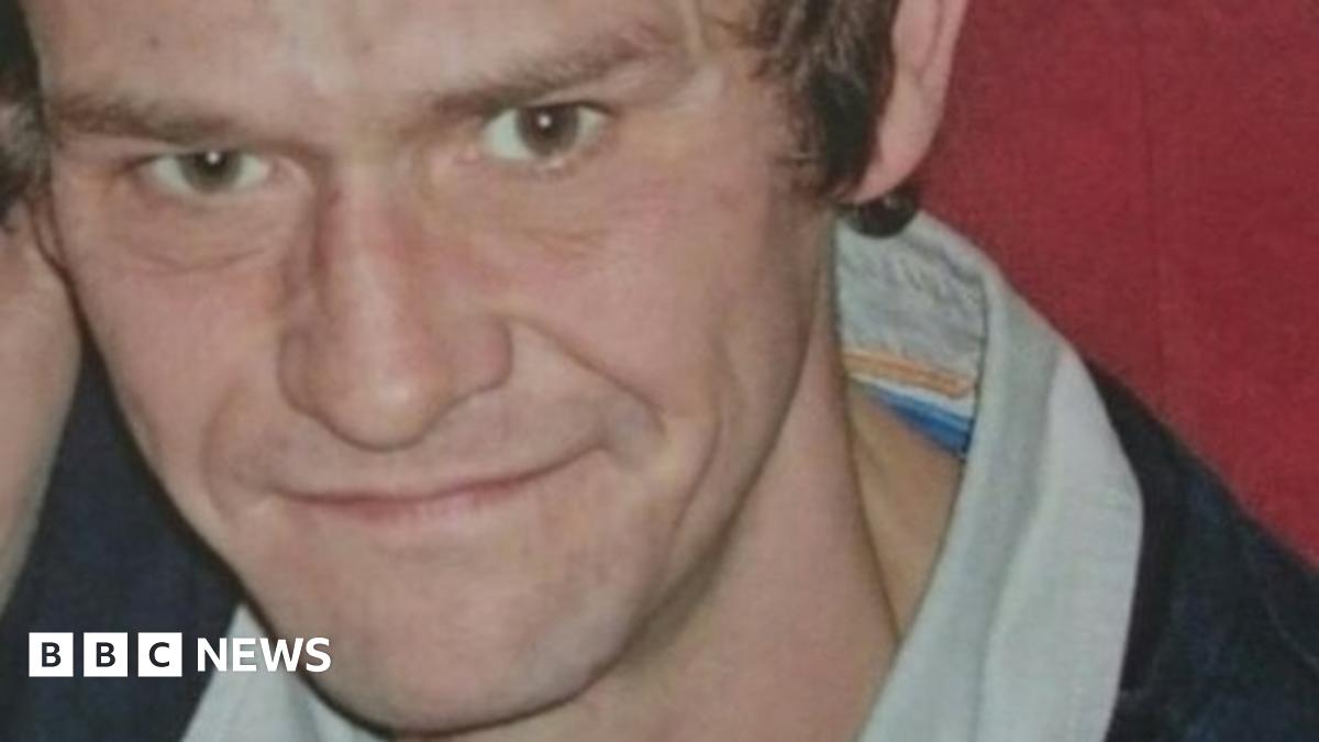 Elliot Handley Dorchester death: Simon Bennett charged with murder ...