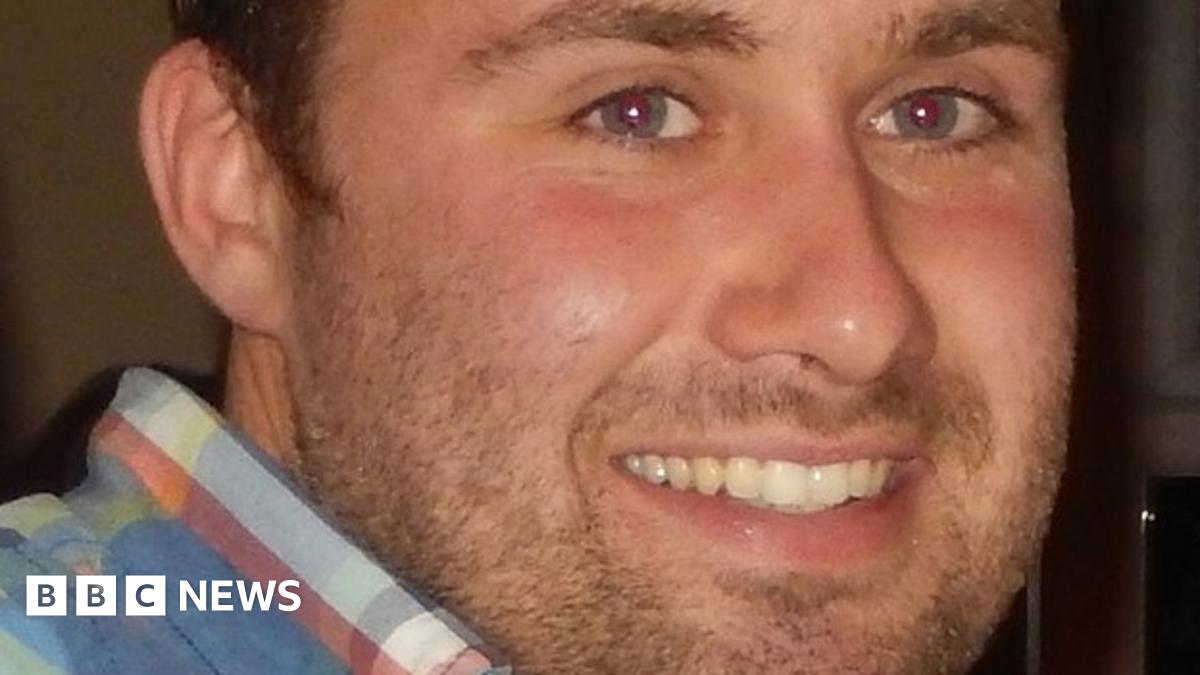 Three jailed for Ben Edge roof fall death in Ramsbottom - BBC News