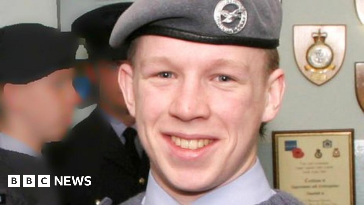 Funeral held for trainee Marine who died on march - BBC News