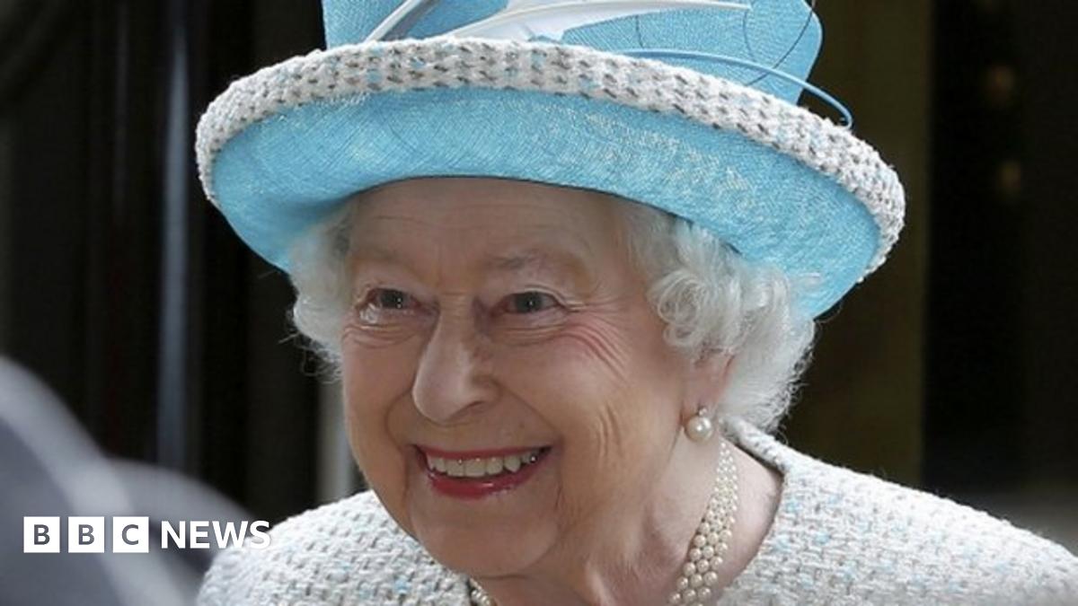 Palace confirms Queen 'routine' health check after tweet error - BBC News
