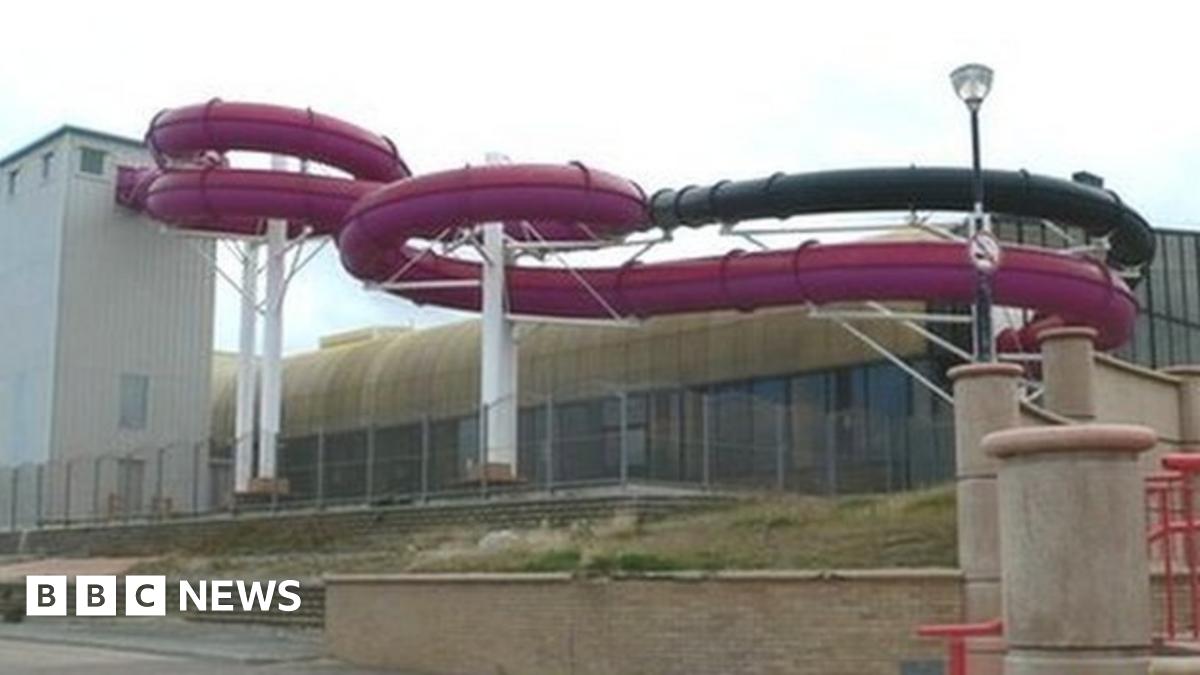 Hotel and restaurant plan for former Rhyl Sun Centre site - BBC News