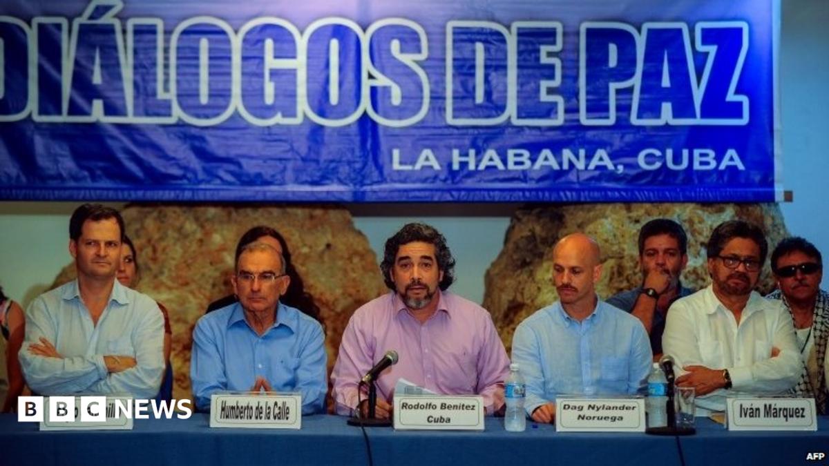 Colombia and Farc announce truth commission - BBC News