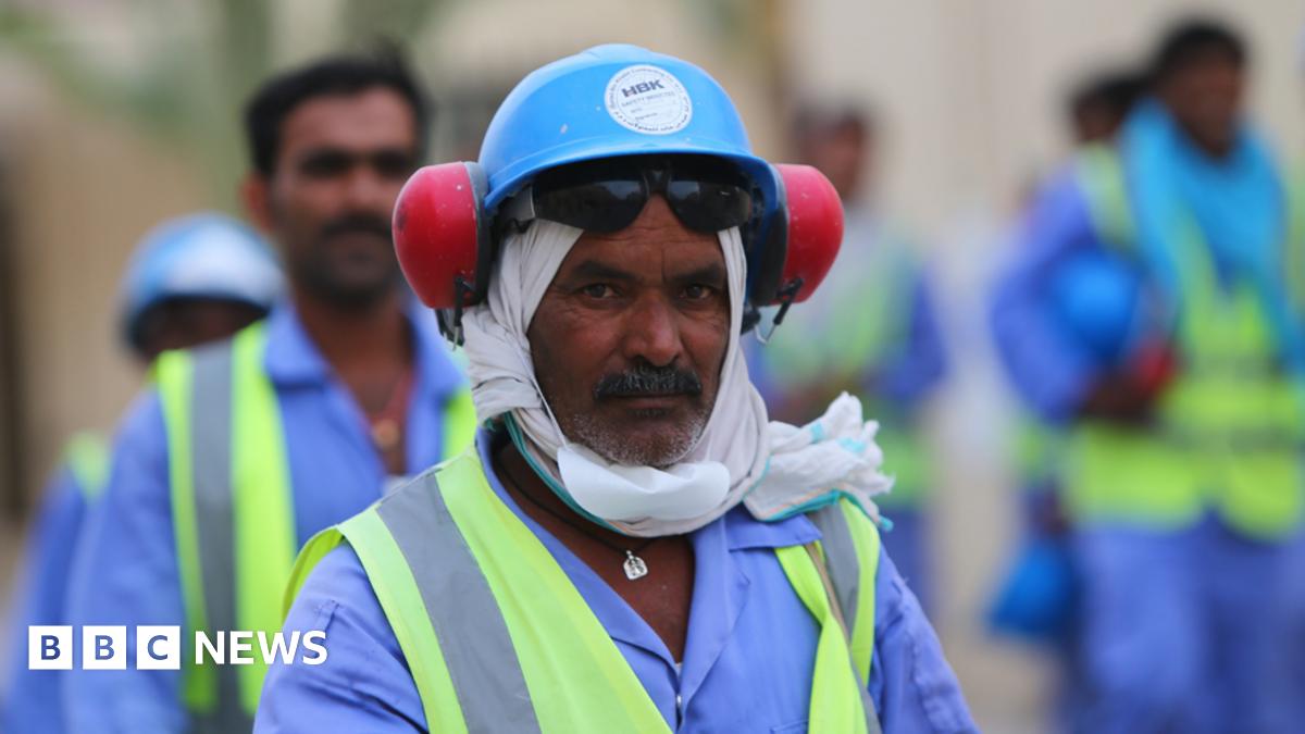 Have 1,200 World Cup workers really died in Qatar? - BBC News