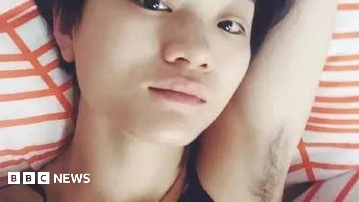 To shave or not to shave: What do you do with your armpit hair? - BBC News