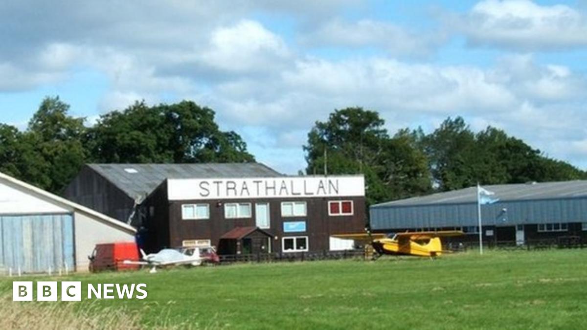 Engine fault to blame for Strathallan airfield crash - BBC News