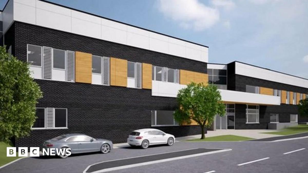 New hospital opens for outpatients in Dover - BBC News