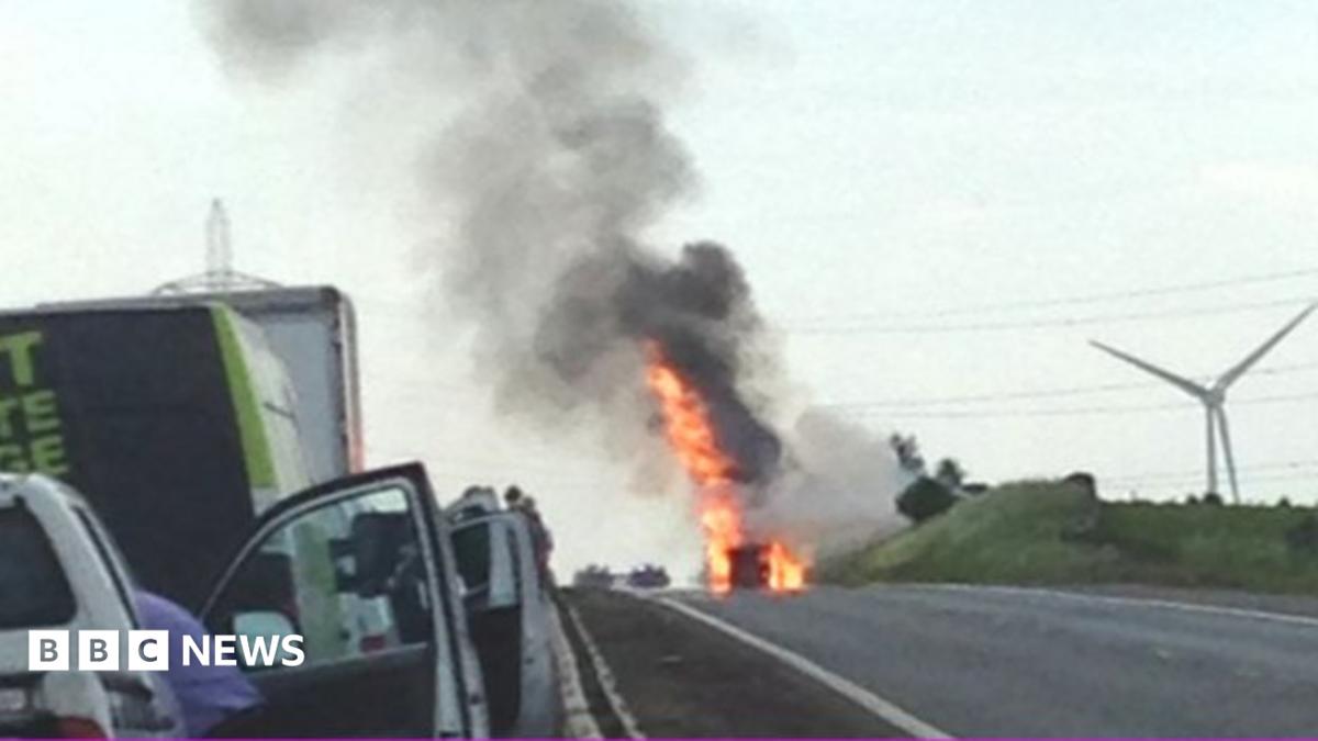 M74 reopens after ethanol tanker fire - BBC News