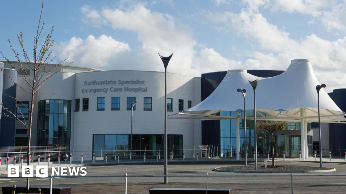 First NHS emergency care hospital opens in Cramlington - BBC News