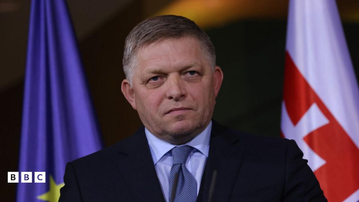 Robert Fico: Slovak PM in hospital after being shot - BBC Newsround