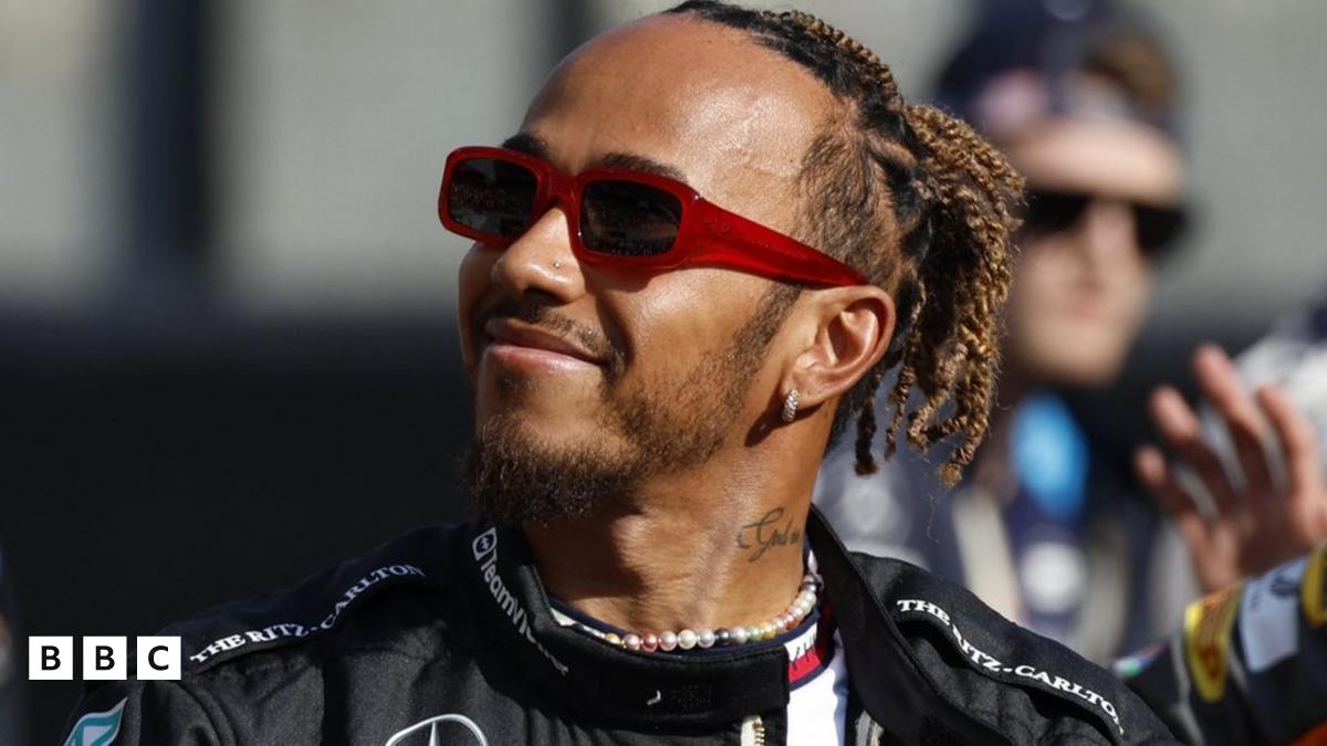 Formula 1: Shock as Lewis Hamilton changes teams - BBC Newsround