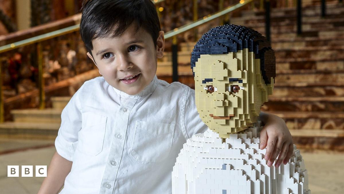 In pictures: Ten amazing sculptures made in unexpected ways - BBC Newsround