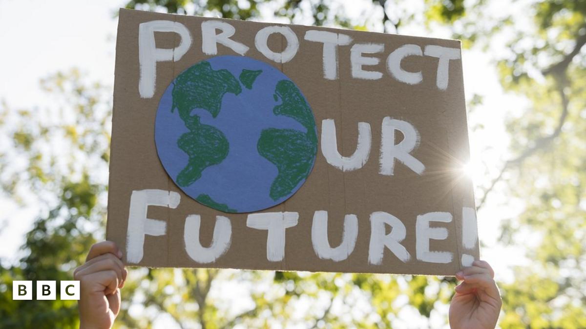 Climate change: Climate Change Committee report says UK not prepared ...