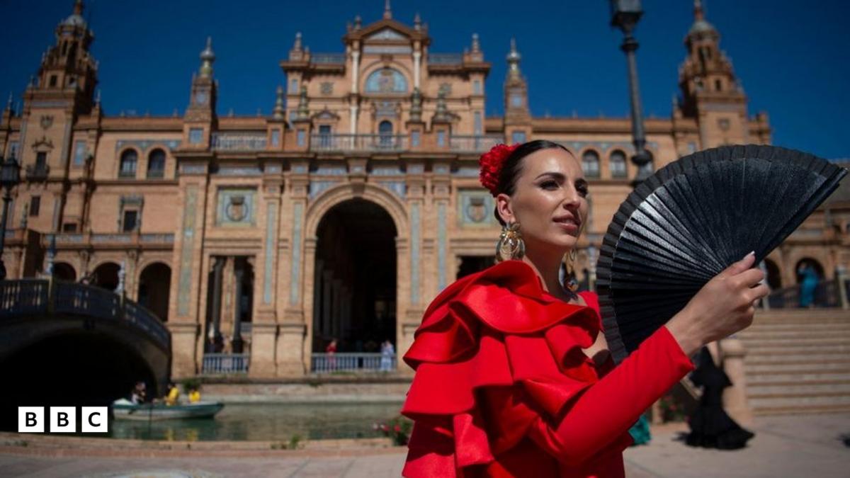 Spain: Country looks set for record 40 degree April temperatures - BBC ...