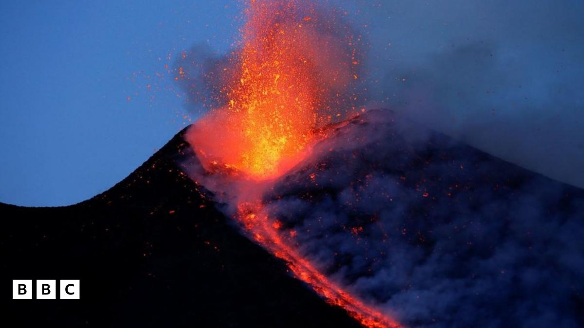 Mount Etna: Italian volcano erupts spewing ash onto Catania - BBC Newsround