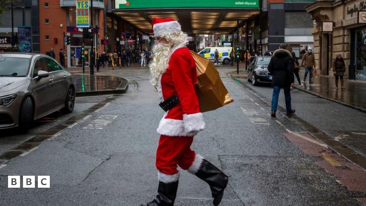 Christmas lockdown rules: Everything you need to know - BBC Newsround