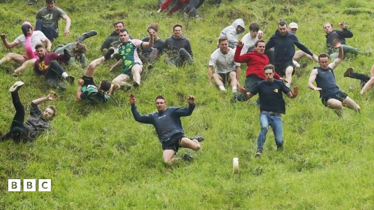 Cheese rolling contest and other traditional UK competitions - BBC ...